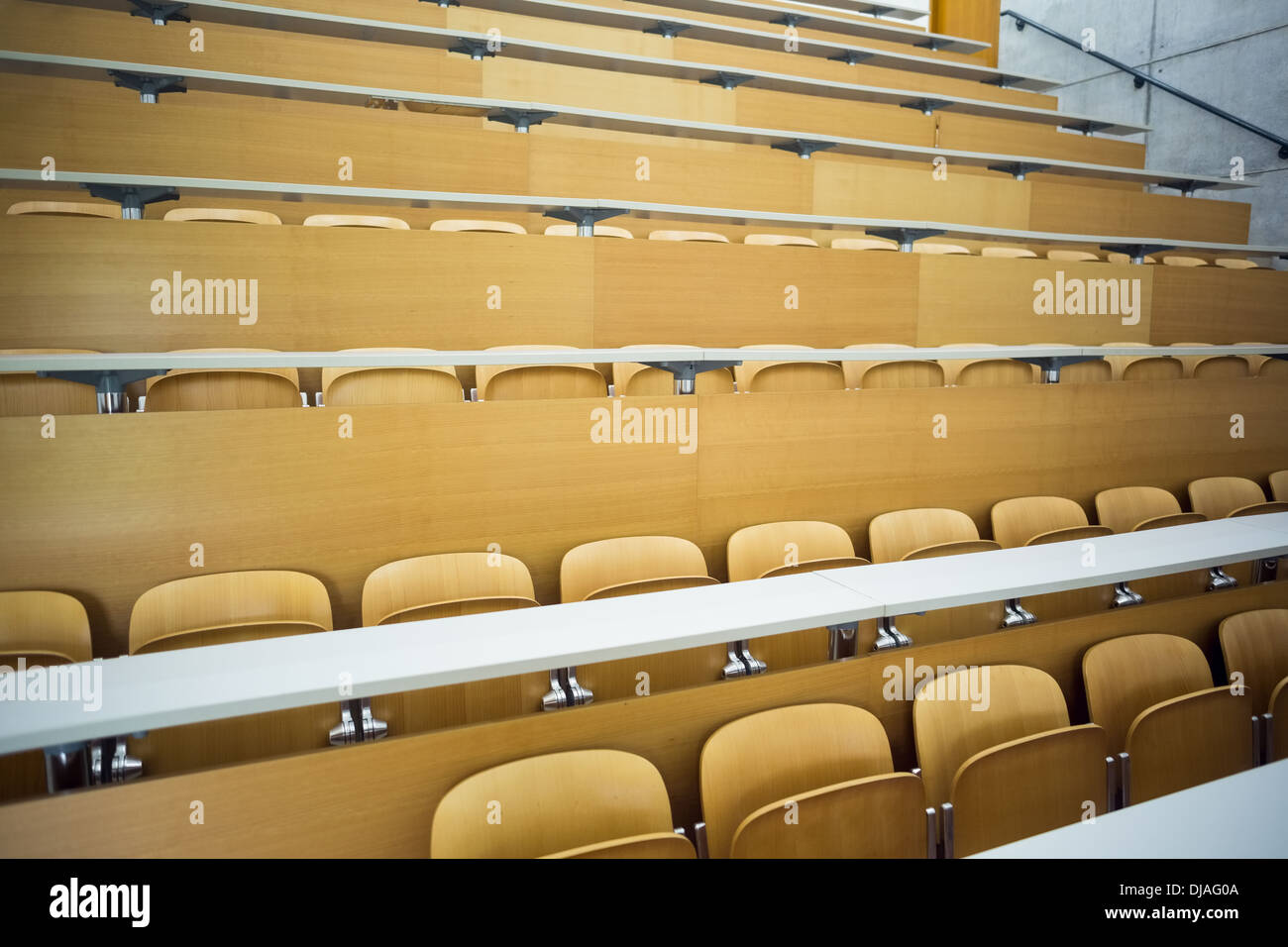 Empty Seats Meeting High Resolution Stock Photography and Images - Alamy