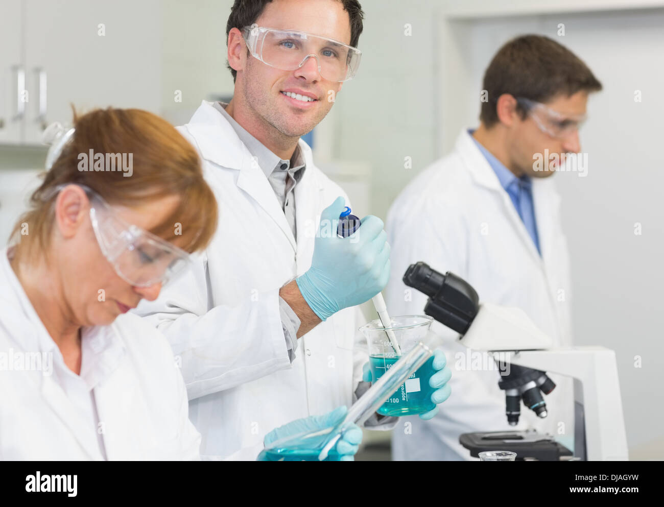 Group scientists working laboratory hi-res stock photography and images ...