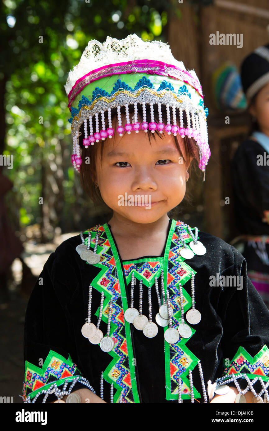 Laos luang prabang hmong girls hi-res stock photography and images - Alamy
