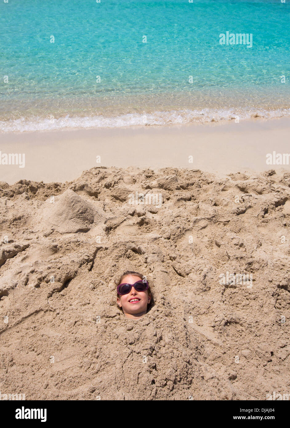 Bury your head in the sand hi-res stock photography and images - Alamy