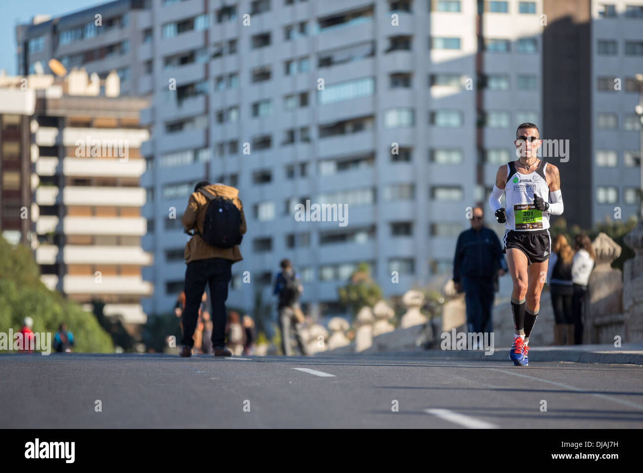 Blind athlete hi-res stock photography and images - Alamy