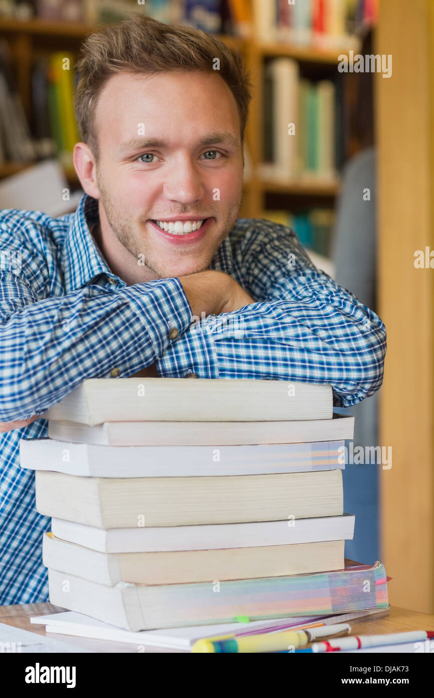 Student library stack books hi-res stock photography and images - Alamy