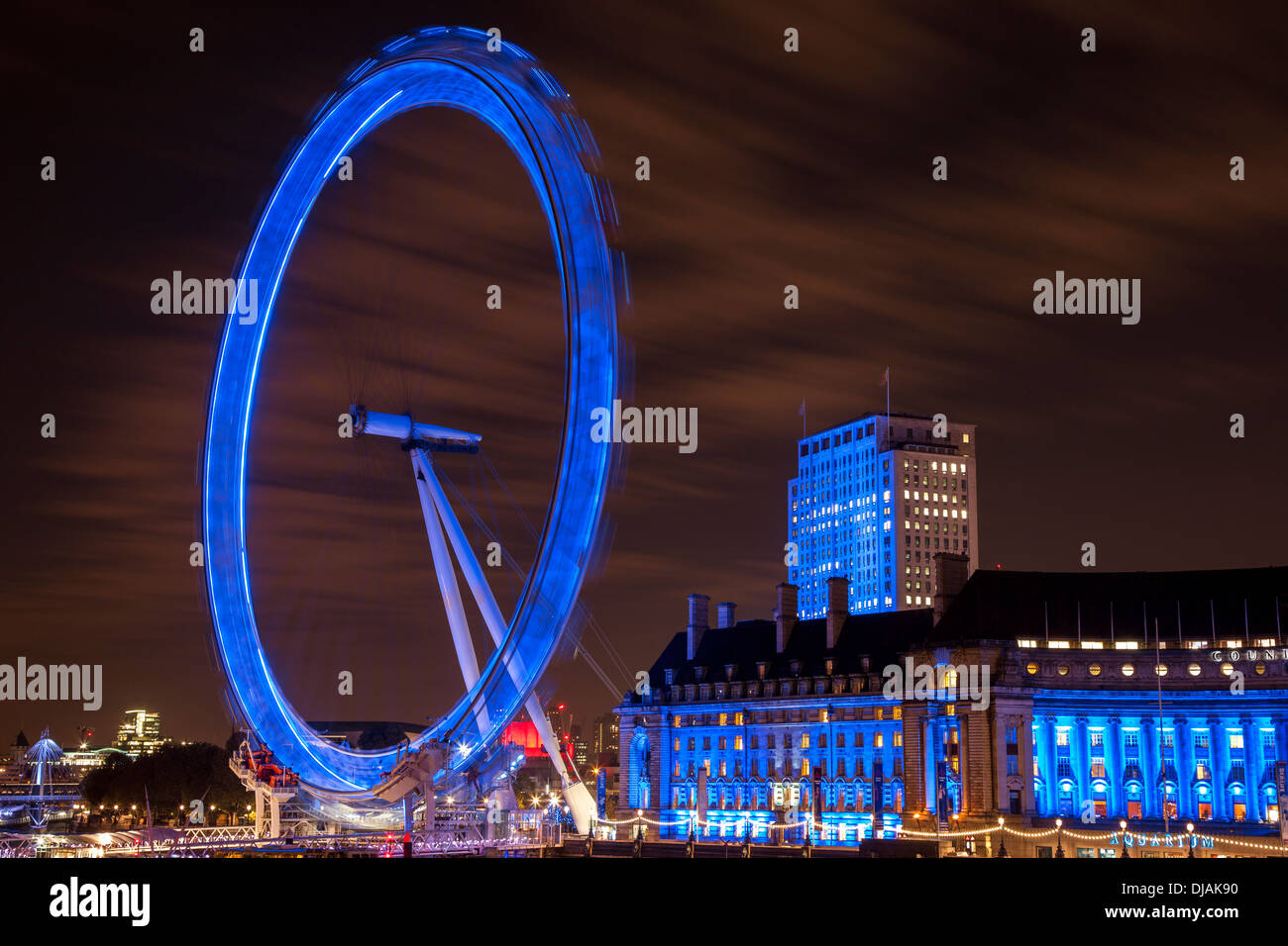 Millennium Wheel, Shell Building and County Hall Stock Photo - Alamy