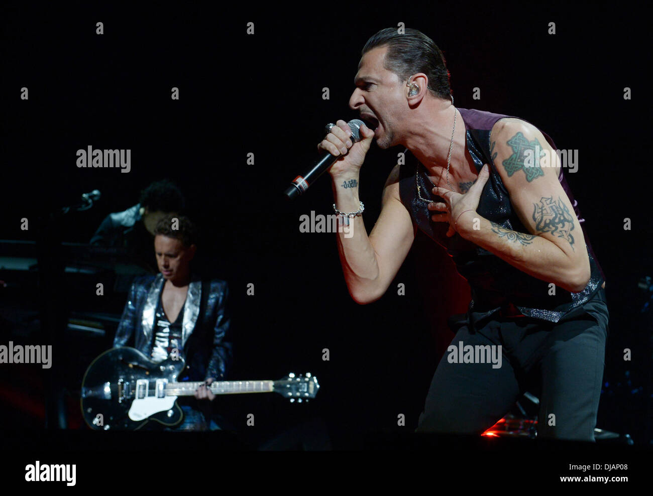 Depeche mode frontman hi-res stock photography and images - Alamy