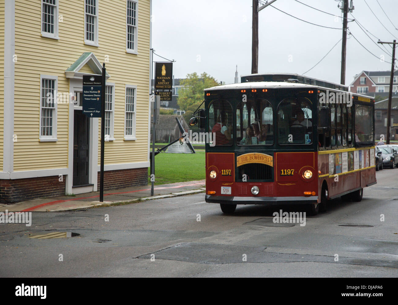 The Bowditch Toursist bus in Salem Stock Photo - Alamy