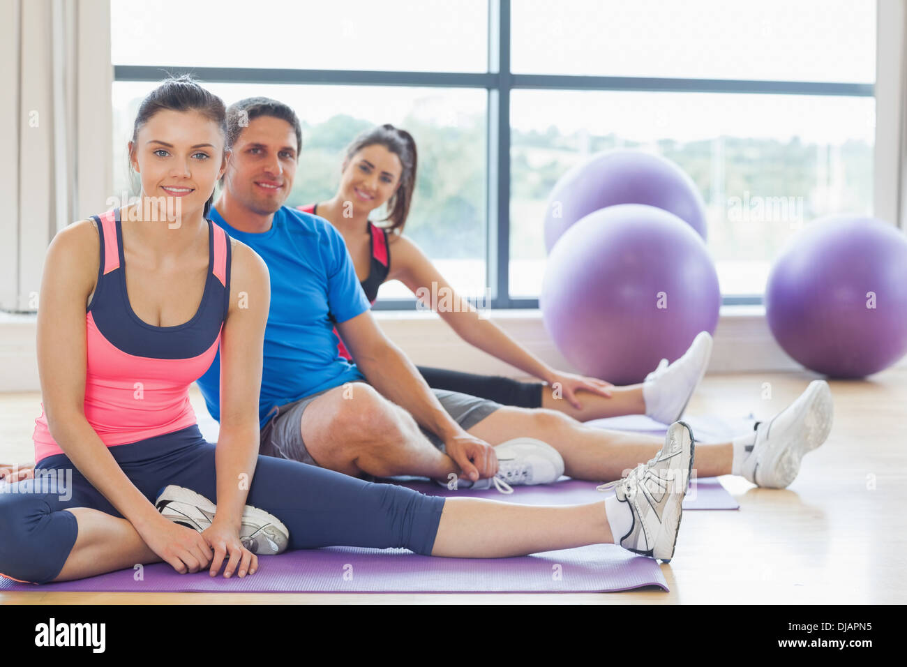 Instructor class exercise balls hi-res stock photography and images - Alamy