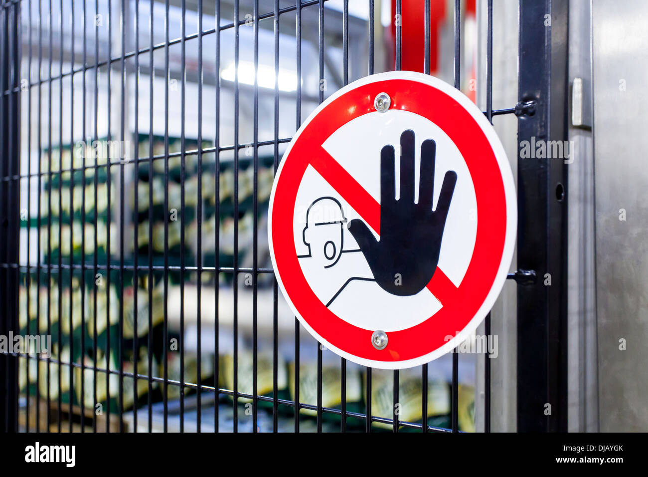 Do not enter, warning sign on a security fence, Germany Stock Photo - Alamy