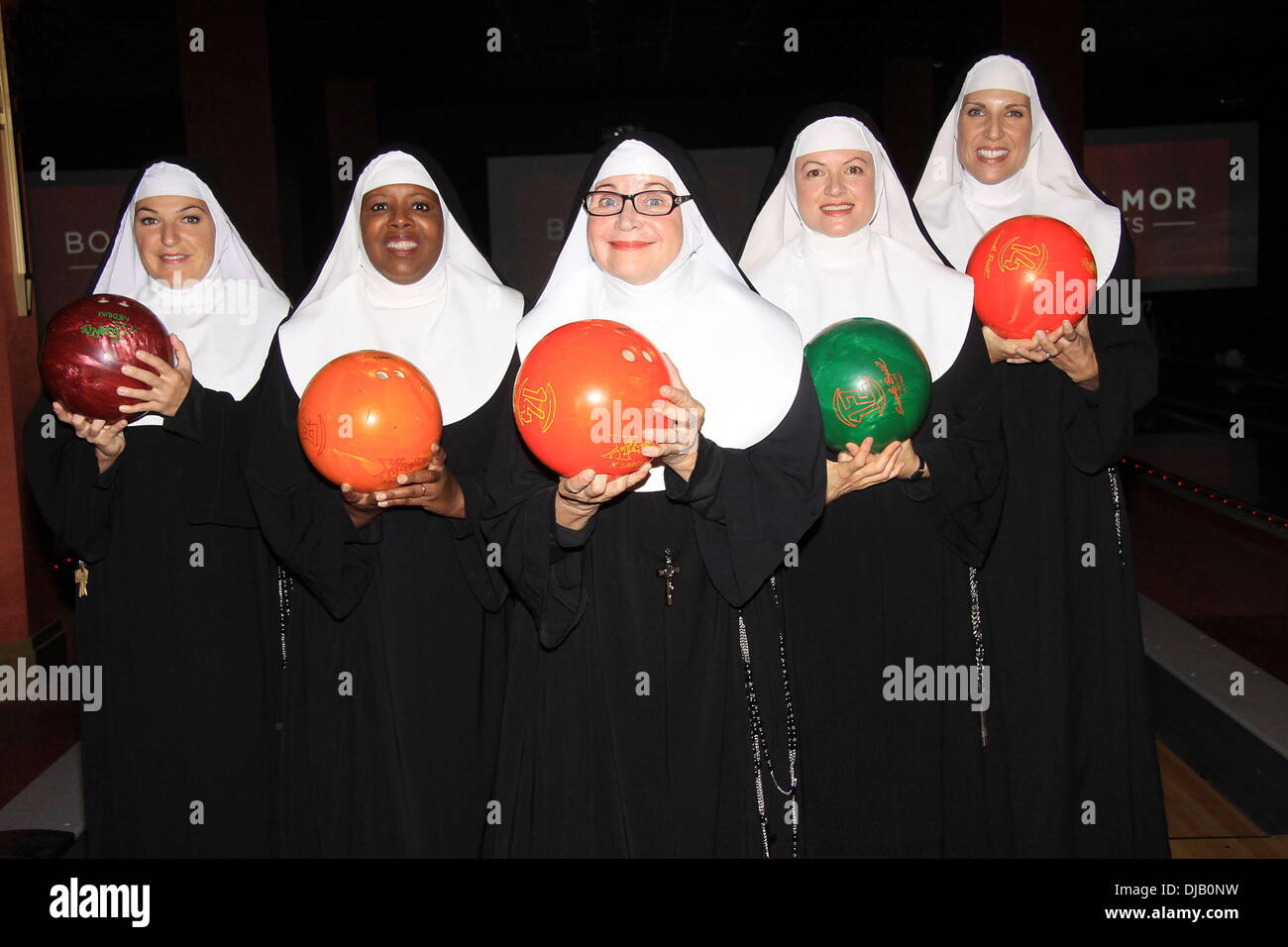 Christine Mild, Bambi Jones, Cindy Williams, Jeanne Tinker and ...