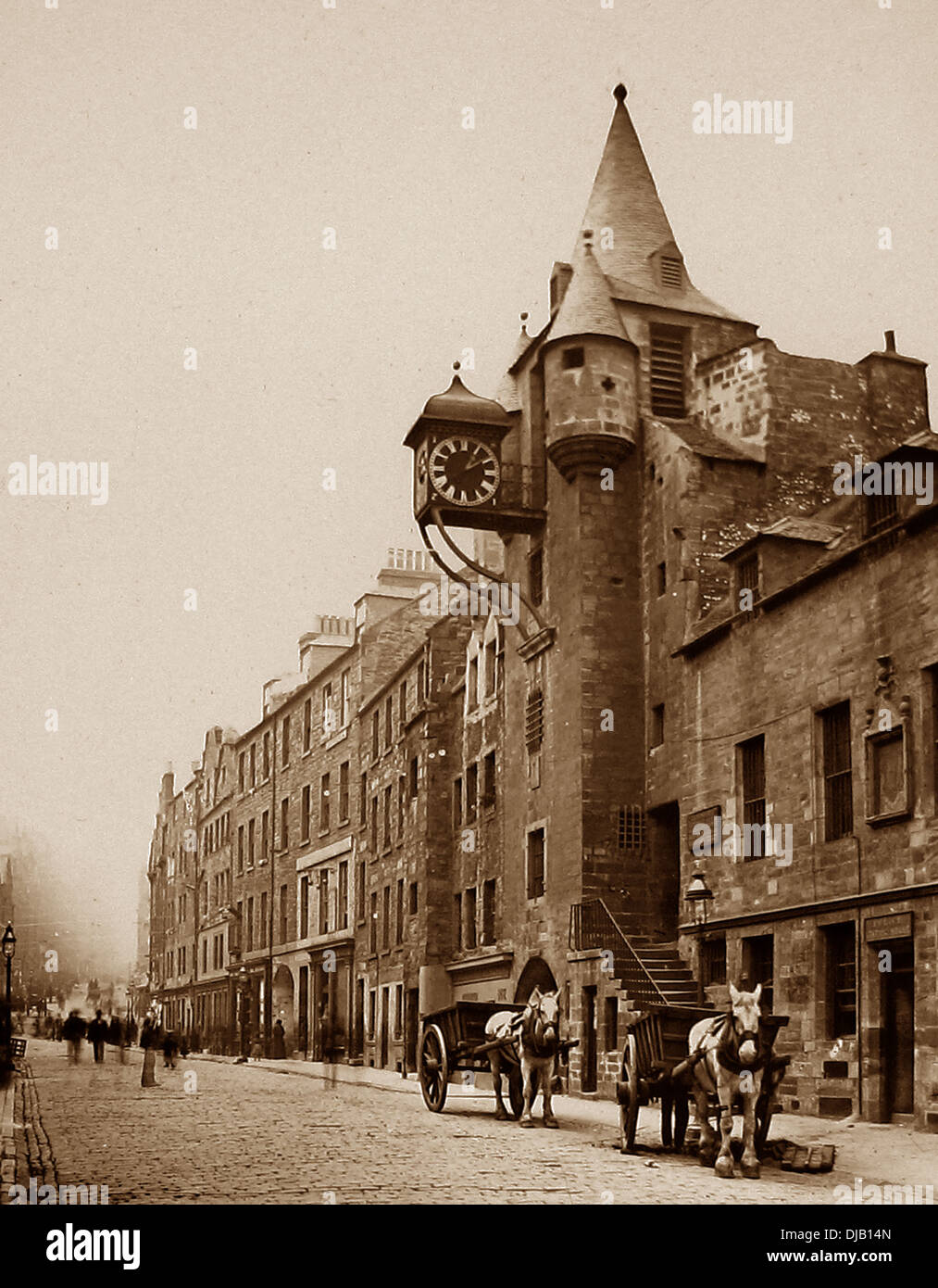 Edinburgh Canongate Tolbooth Victorian period Stock Photo - Alamy