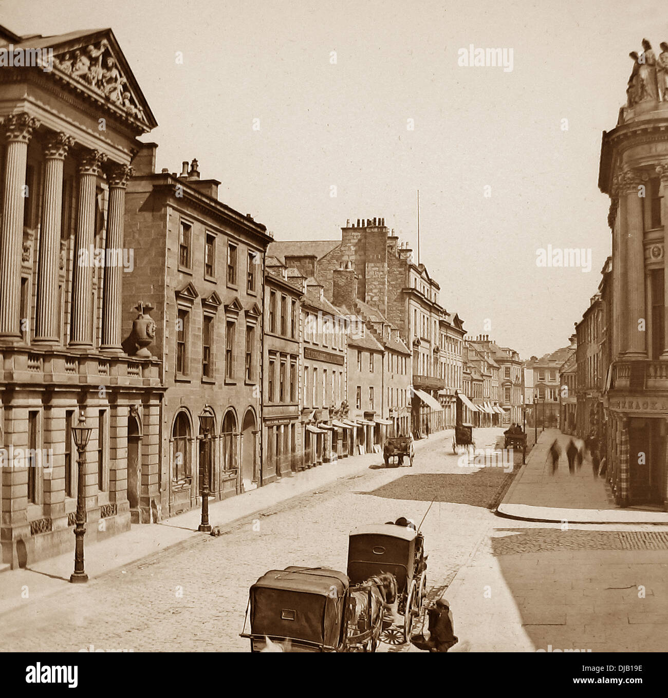 High street victorian period hi-res stock photography and images - Alamy