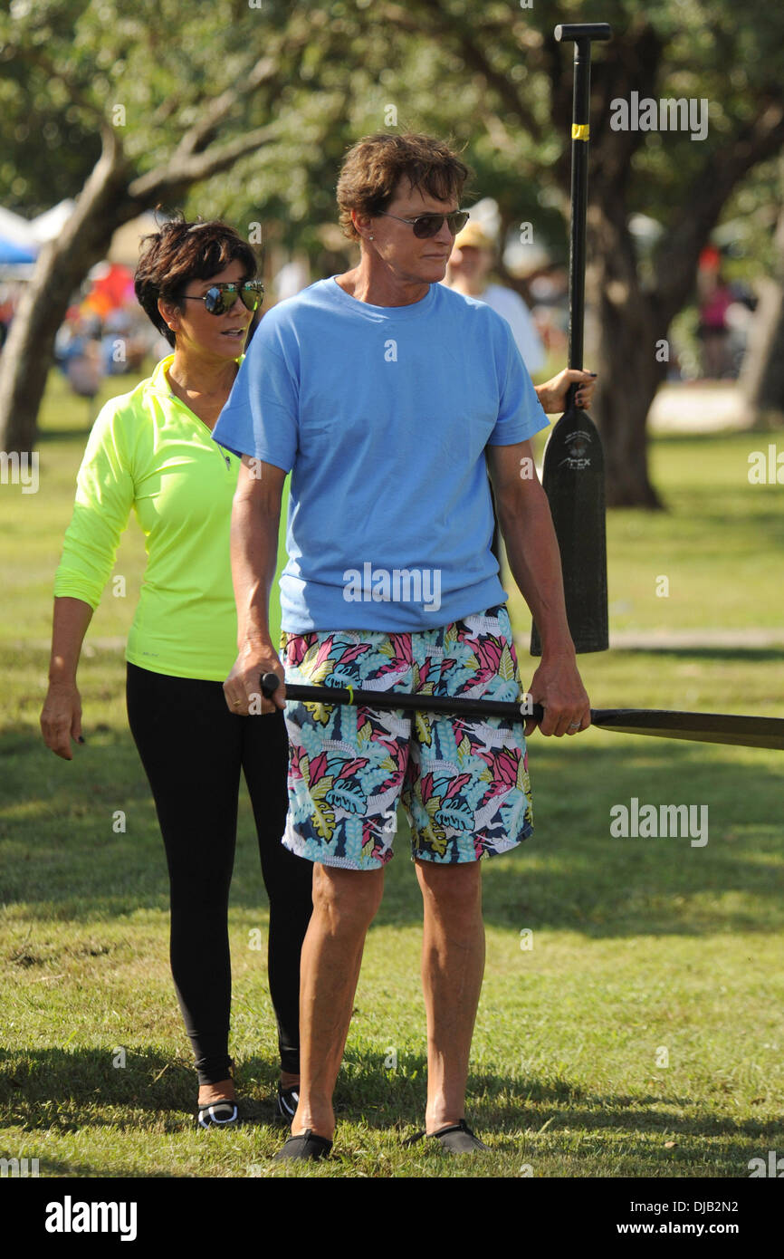 Kris Jenner, Bruce Jenner The Kardashian family competes in a drag boat ...