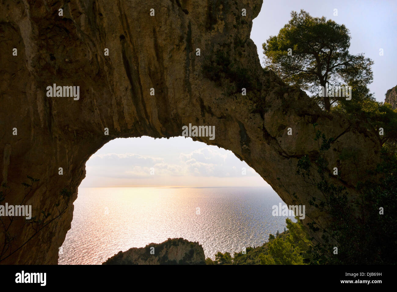 Arco naturale, capri, italy hi-res stock photography and images - Alamy