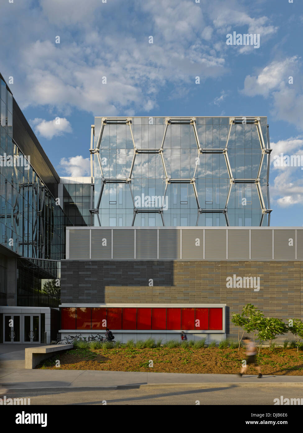 Front elevation. The Quantum Nano Centre, Waterloo, Canada. Architect ...