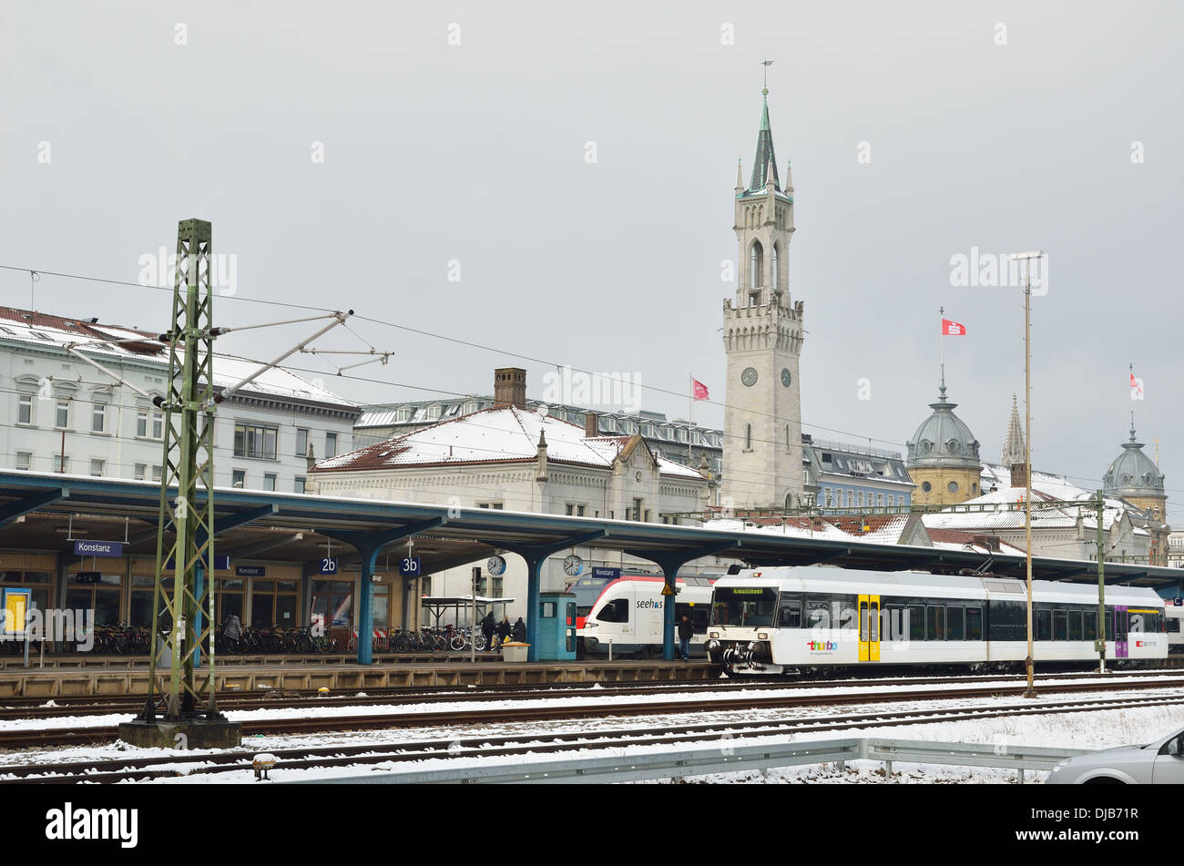 German railway station track hi-res stock photography and images - Alamy