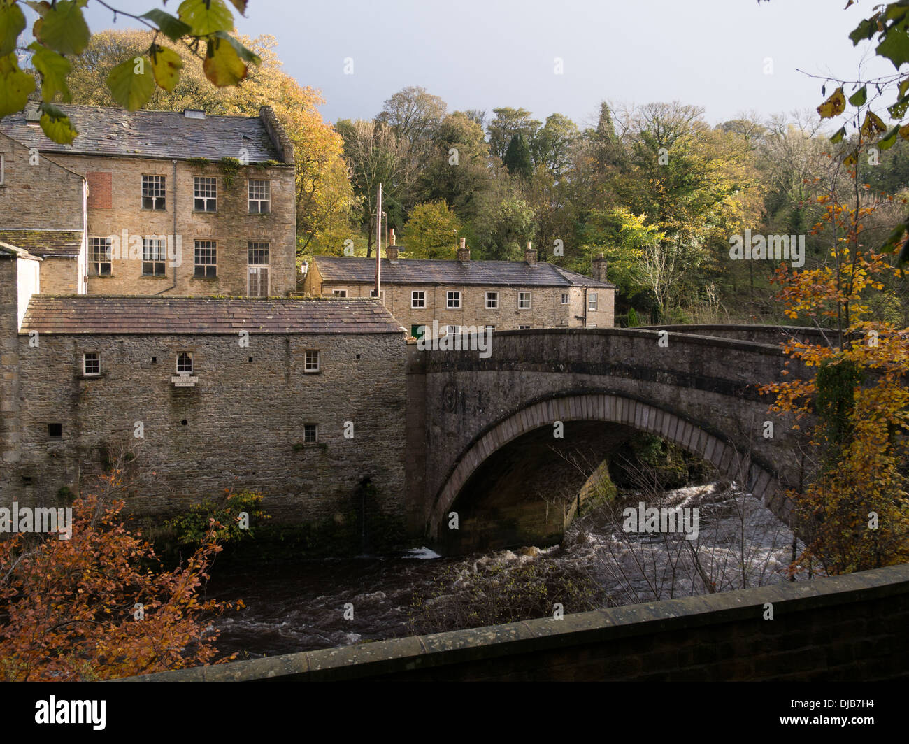 Bridge over River Ure at Aysgarth Falls, N Yorkshire UK Stock Photo - Alamy