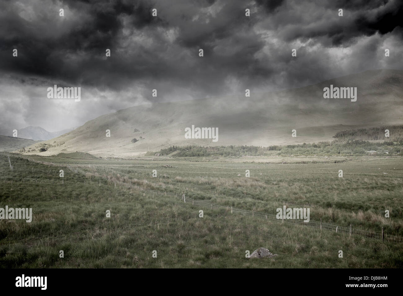 Stormy countryside hi-res stock photography and images - Alamy