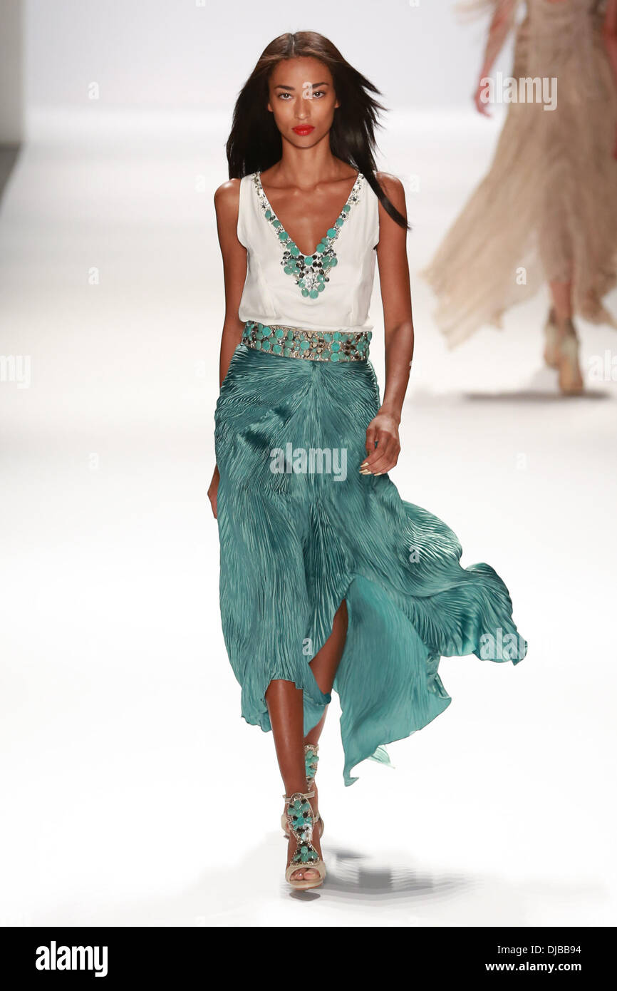 Model Mercedes-Benz New York Fashion Week Spring/Summer 2013- Carlos ...