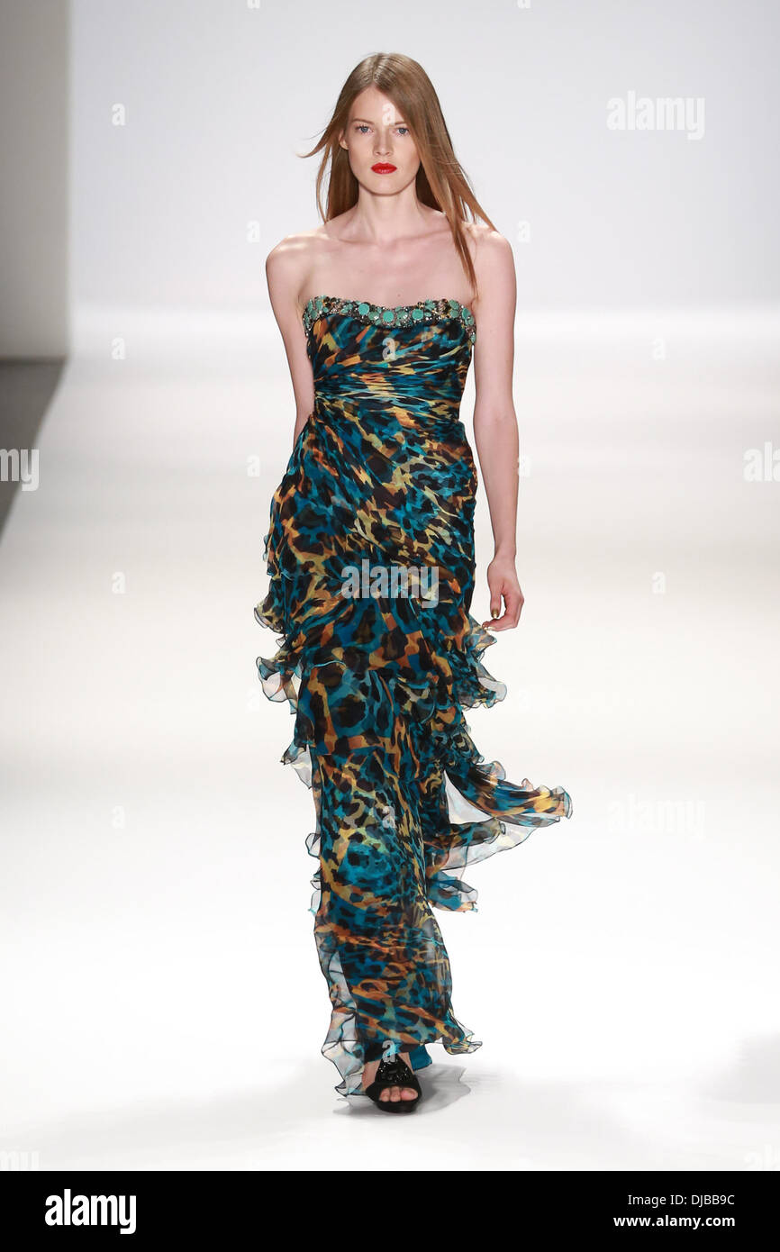 Model Mercedes-Benz New York Fashion Week Spring/Summer 2013- Carlos ...