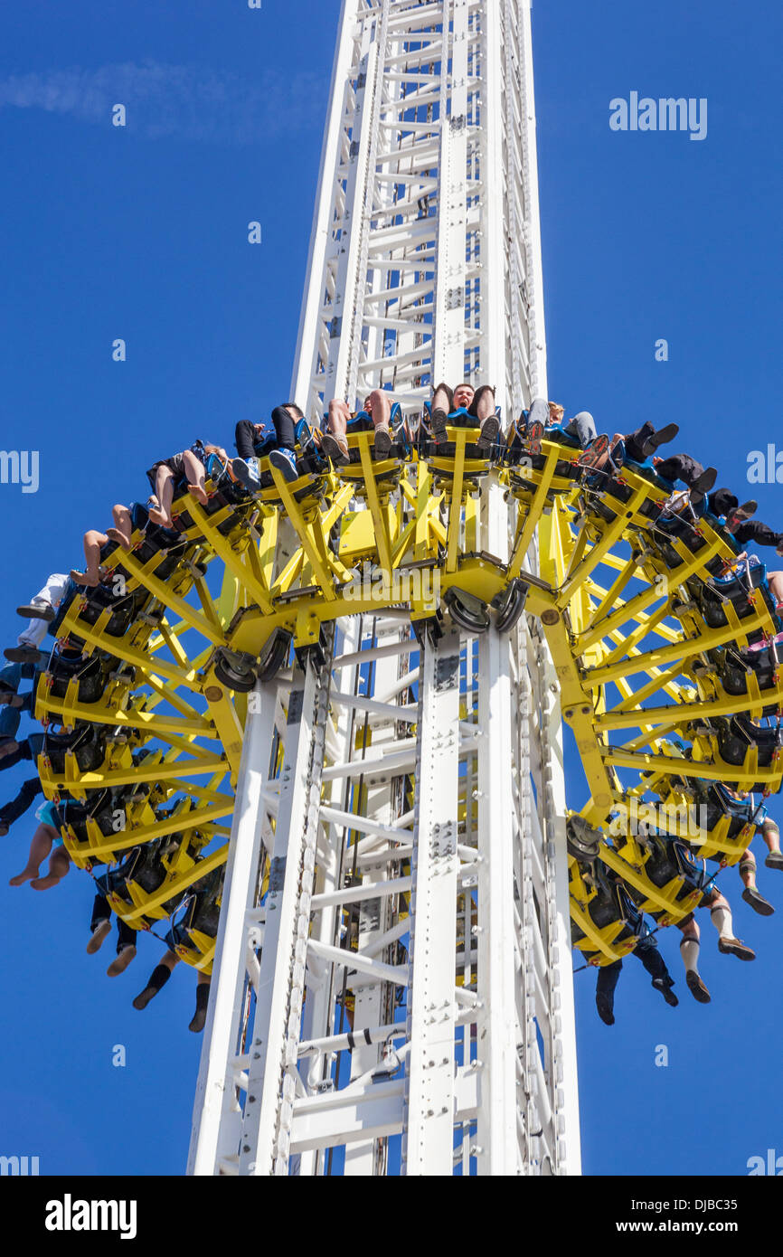 Skyfall hi-res stock photography and images - Alamy