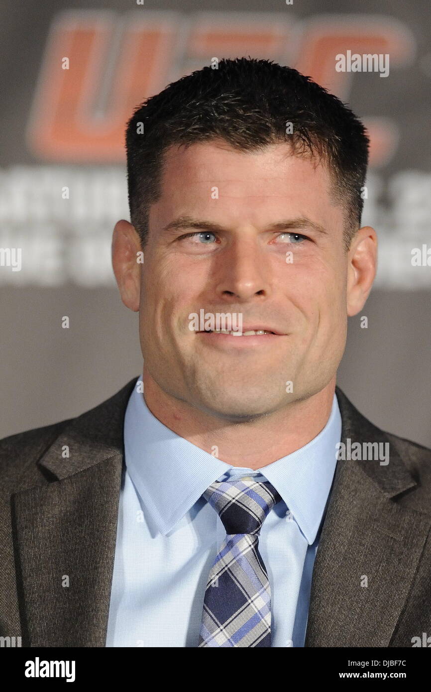 Brian Stann UFC 152 Press Conference held at the Real Sports Bar ...