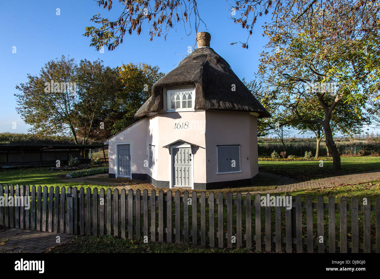Preserved Dutch Cottage on Canvey island Stock Photo - Alamy