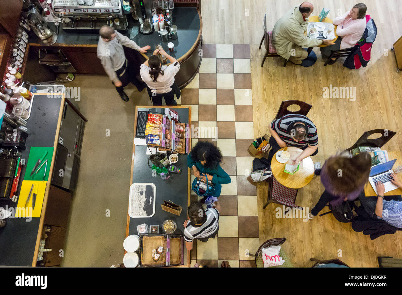 Birds eye view table chairs hi-res stock photography and images - Alamy