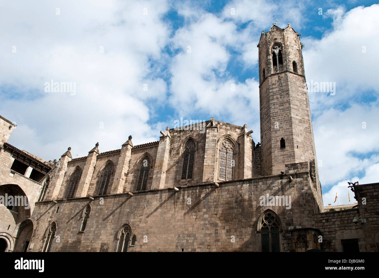 Torre Mirador del Rei Marti - King Martin's Watchtower, Palau Reial ...