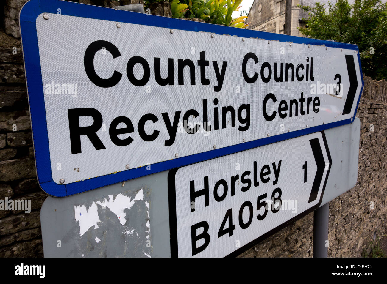 Road sign for Recycling Centre, UK Stock Photo - Alamy