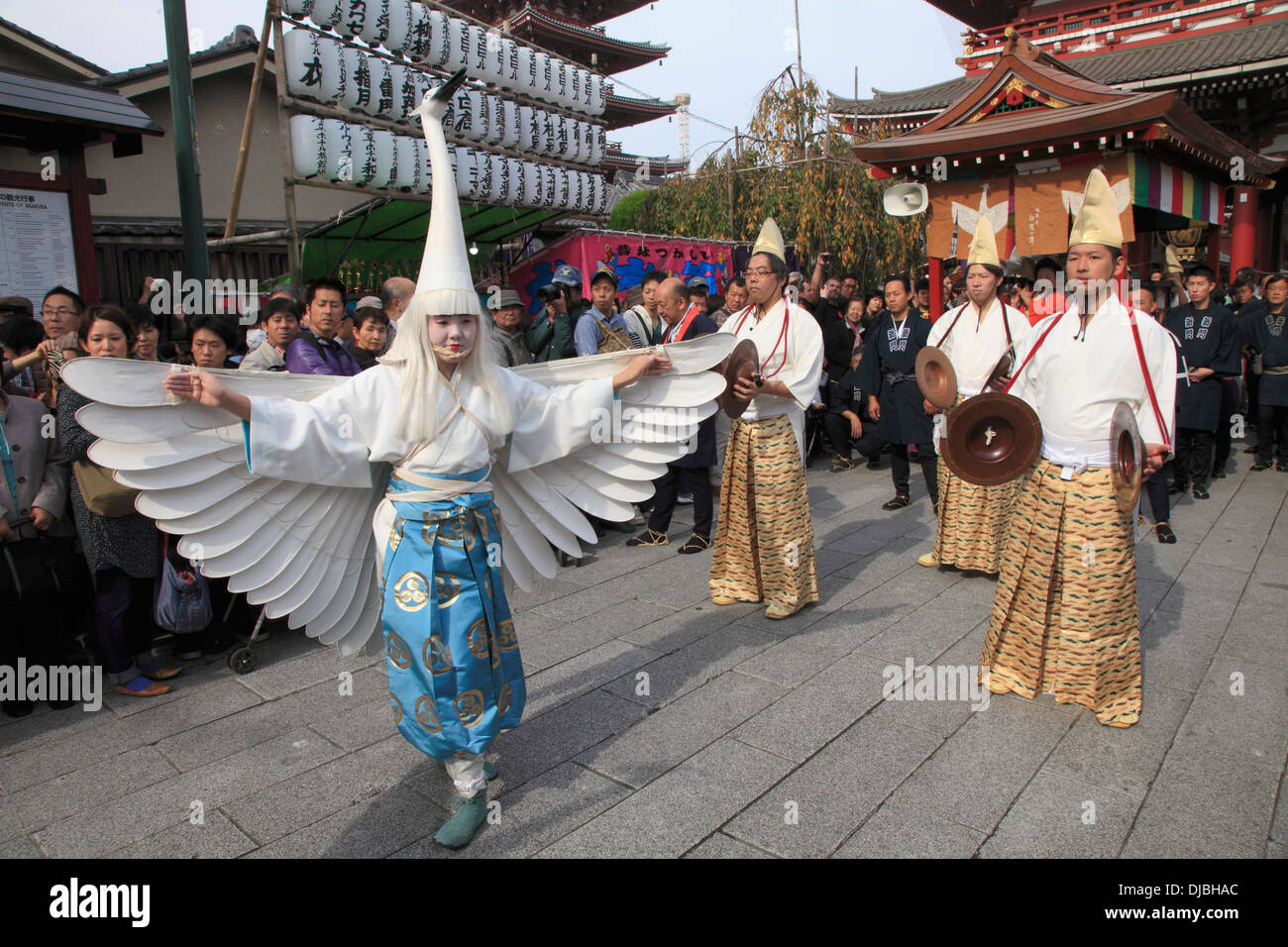 Japan, Tokyo, White Heron Dance, ceremony, procession, people Stock ...