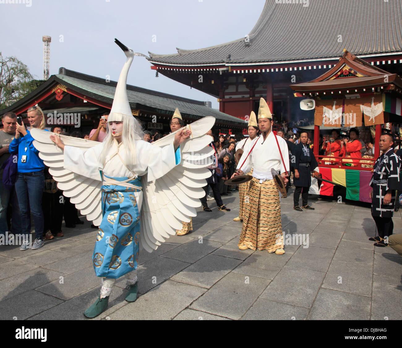 Japan, Tokyo, White Heron Dance, ceremony, procession, people Stock ...