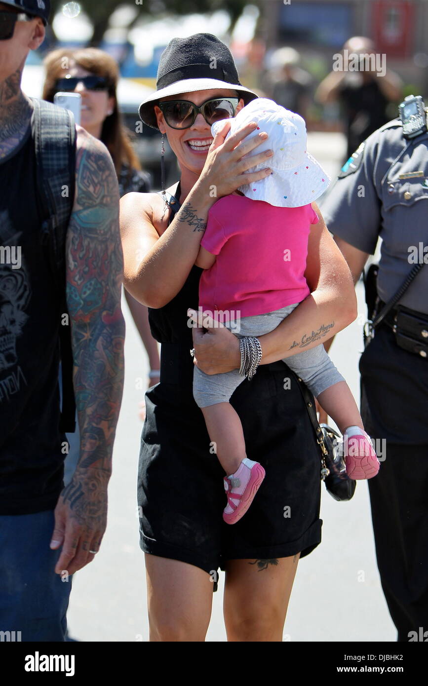 Pink aka Alecia Beth Moore, Willow Sage Hart Pink enjoys a day with her ...