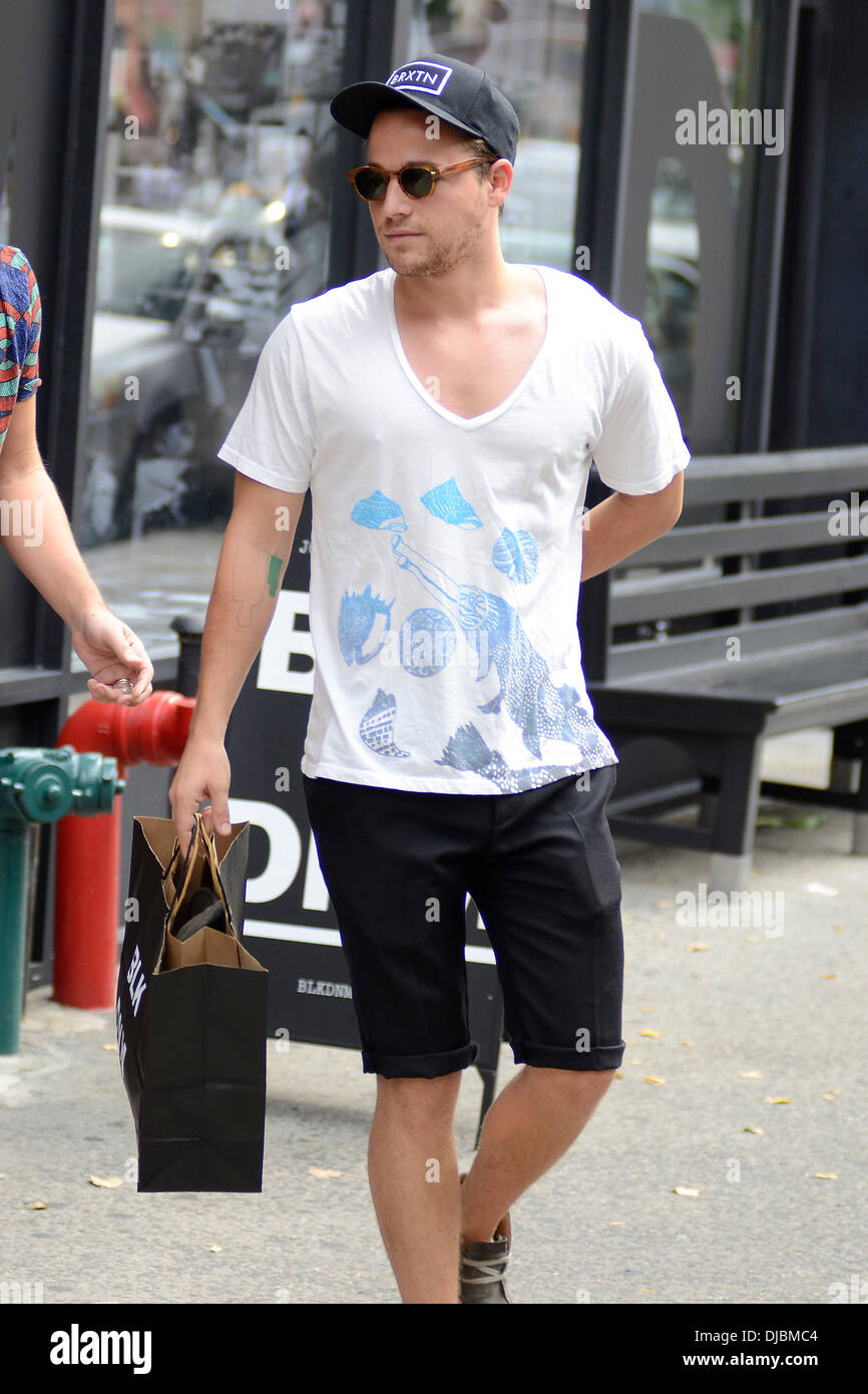 Actor Shawn Pyfrom seen with a friend shopping in SoHo New York City ...