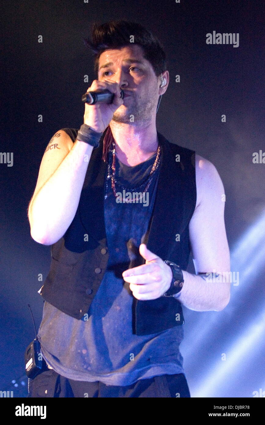 Danny O'Donoghue The Script perform live at O2 ABC Glasgow, the first ...