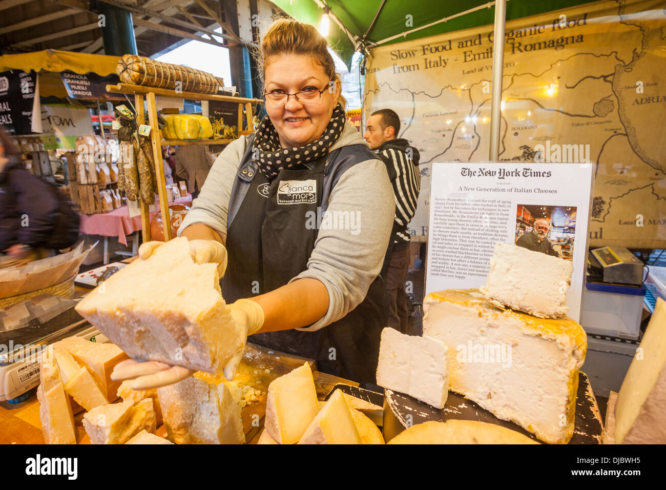 Cheese stall hi-res stock photography and images - Alamy