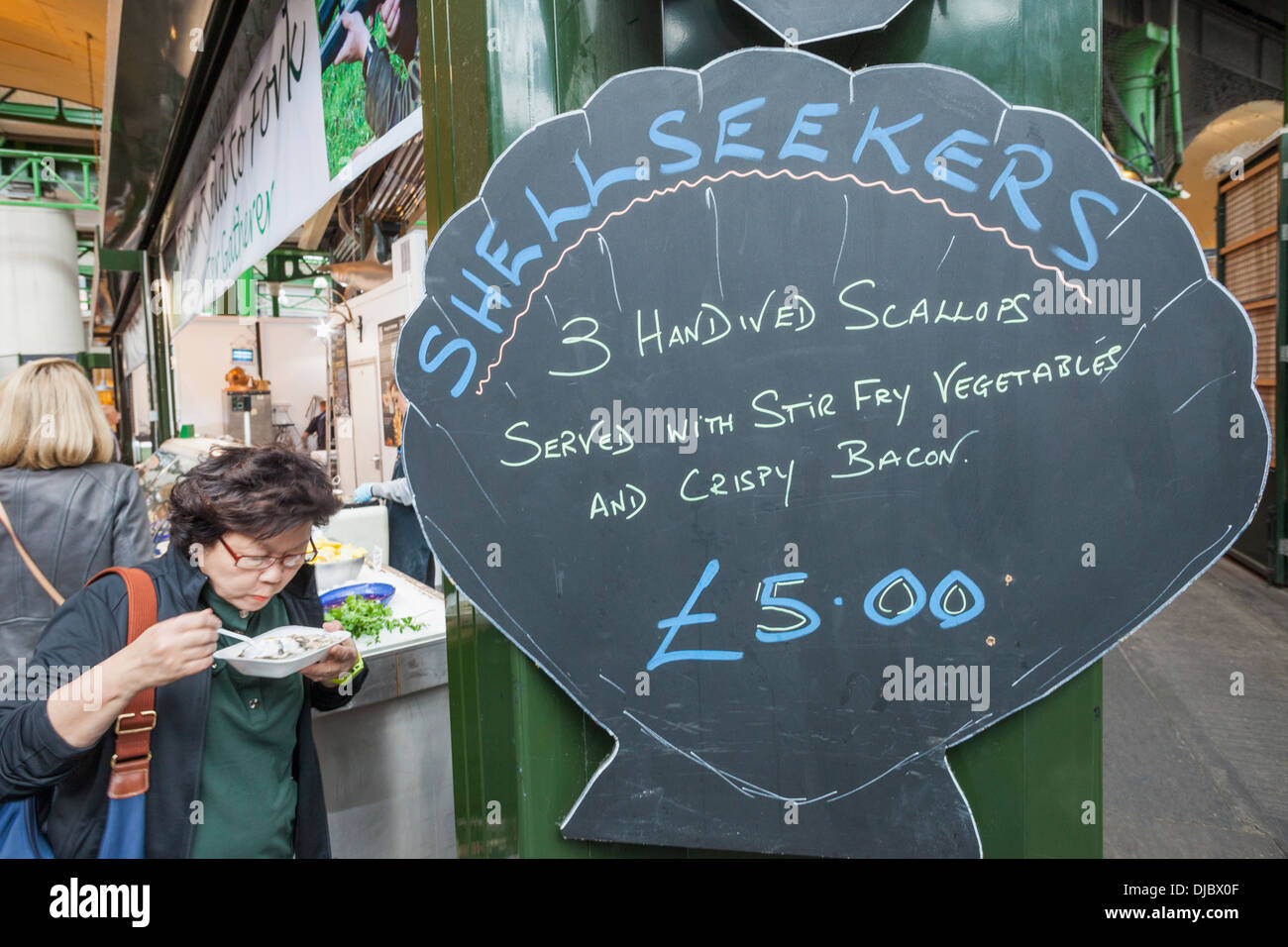 England, London, Southwark, Borough Market, Fish Stall, Scallop Sign ...