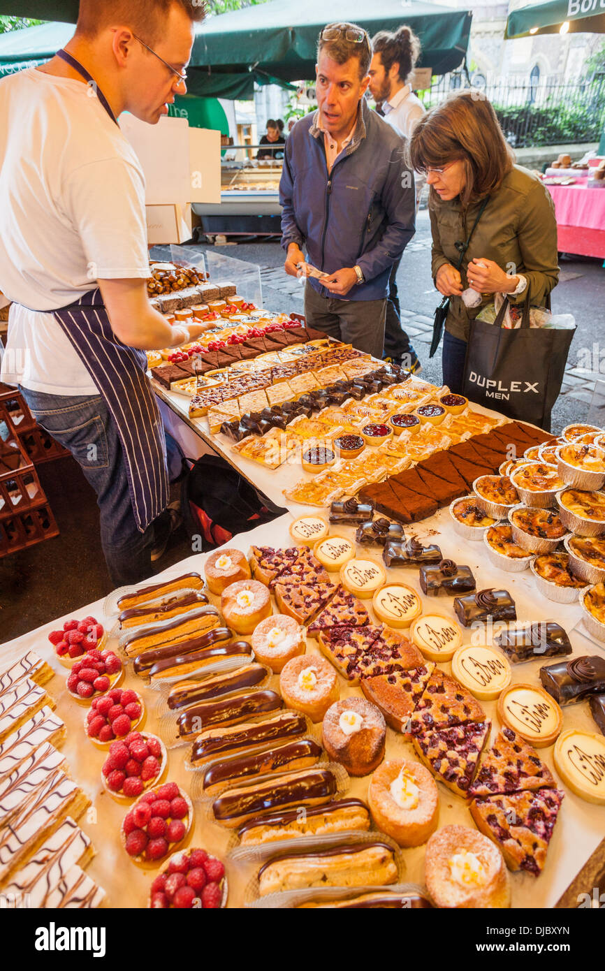Patisserie borough market stall hi-res stock photography and images - Alamy