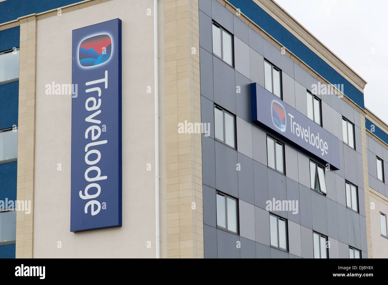 Travelodge hotel sign hi-res stock photography and images - Alamy