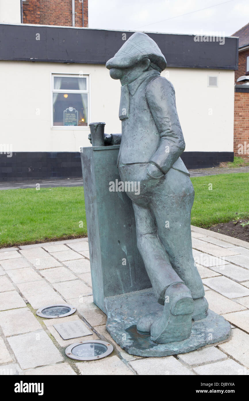 The Andy Capp statue at Hartlepool Headland Stock Photo - Alamy
