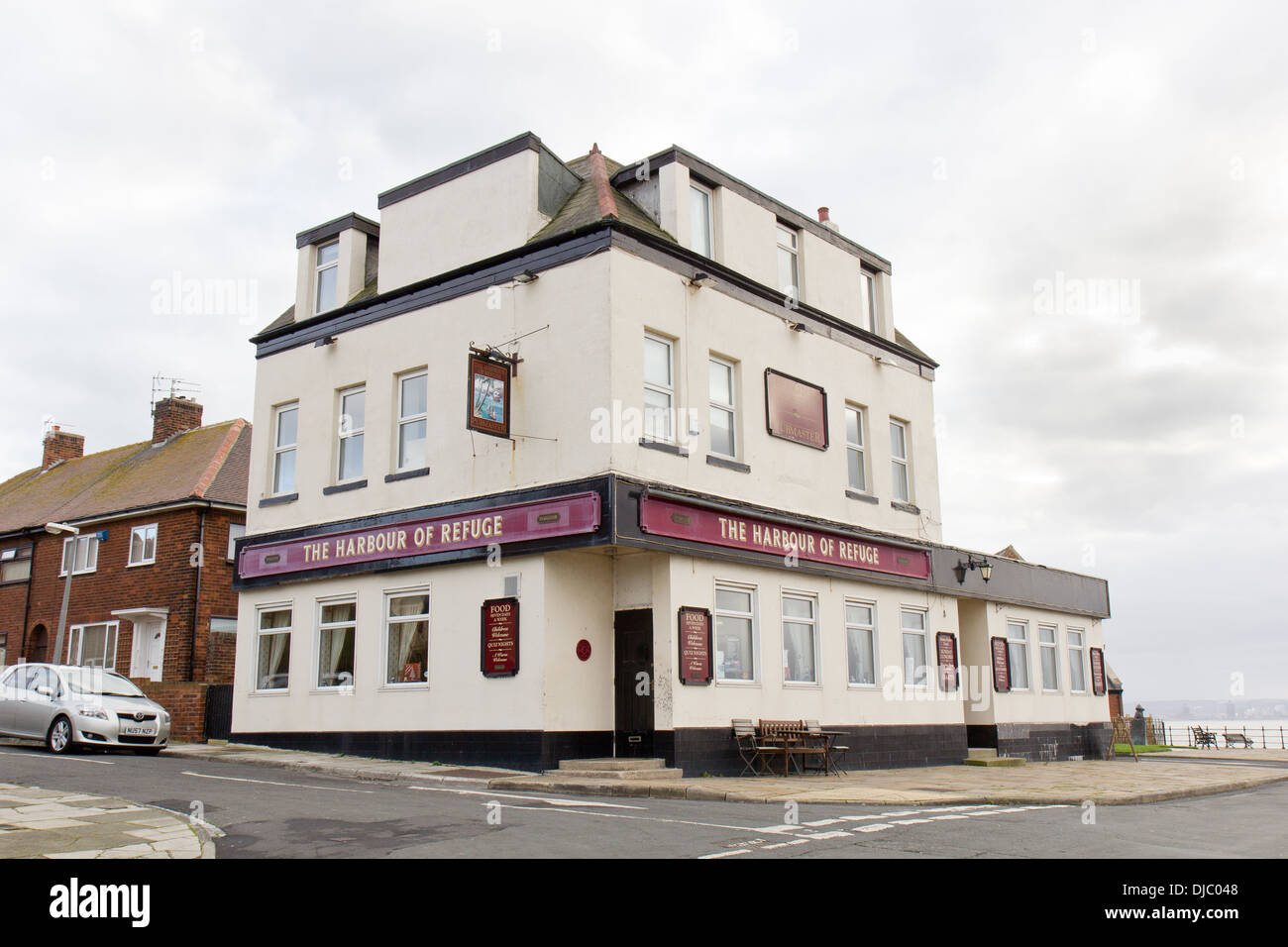 Hartlepool pub hi-res stock photography and images - Alamy