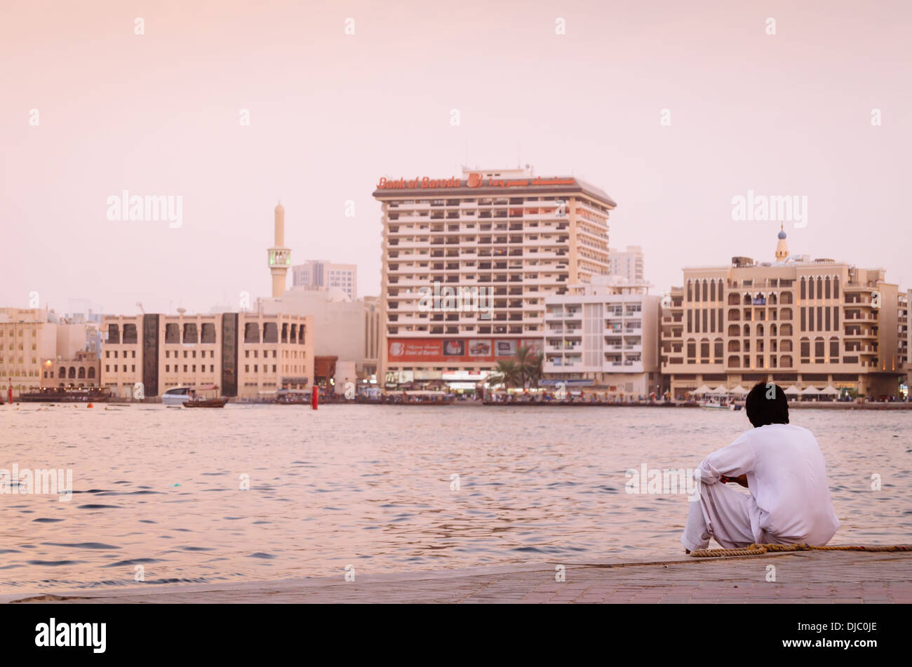 Arab man hi-res stock photography and images - Alamy