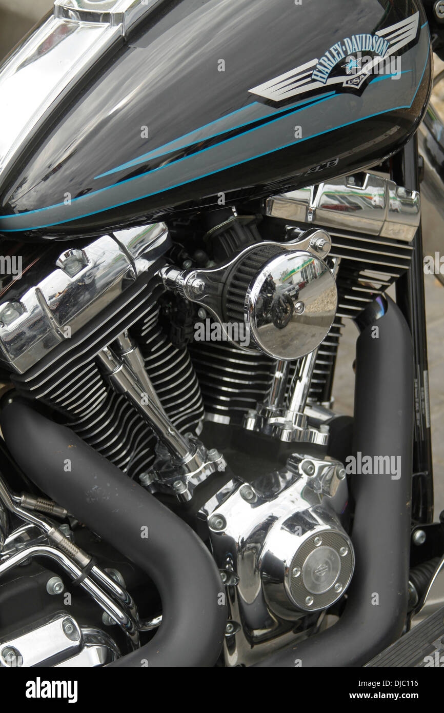 Engine of Harley-Davidson motorbike Stock Photo - Alamy
