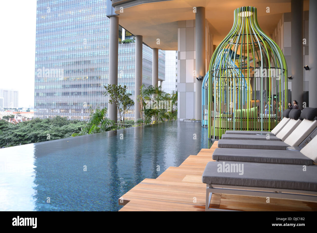 Poolside couch hi-res stock photography and images - Alamy