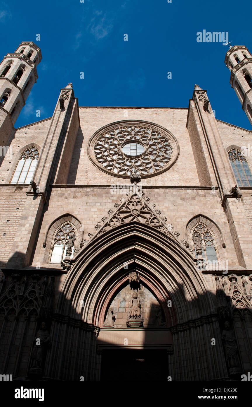 Santa Maria del Mar church, Ribera district, Barcelona, Spain Stock ...