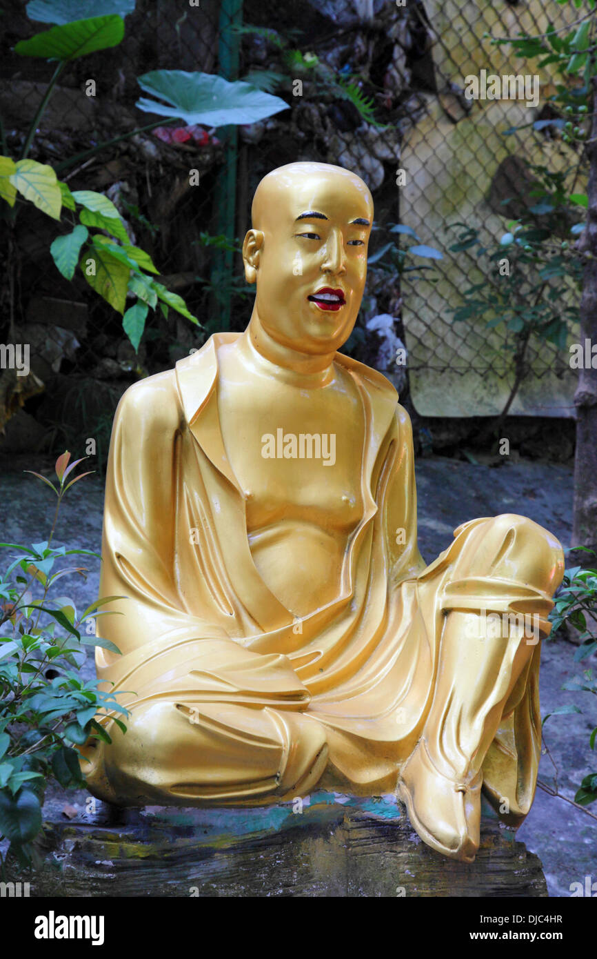 Statue at Ten Thousand Buddhas Monastery in Hong Kong Stock Photo - Alamy