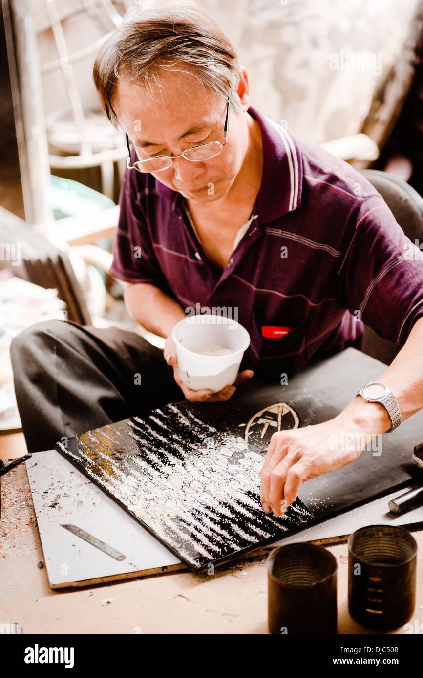 Creating crafts hi-res stock photography and images - Alamy