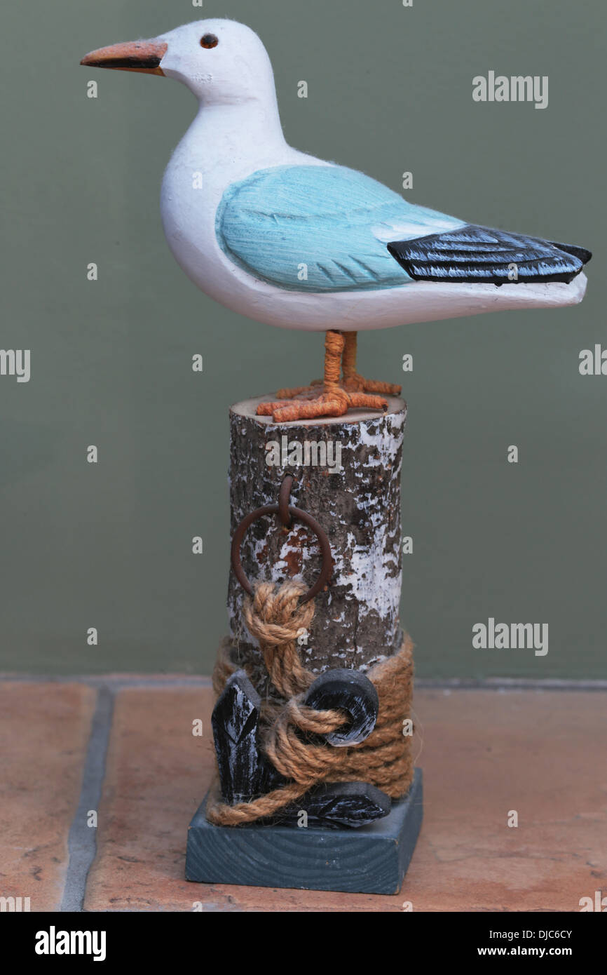 Seagull on log hi-res stock photography and images - Alamy