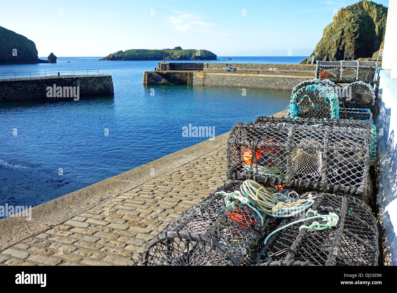 Mullion hi-res stock photography and images - Alamy