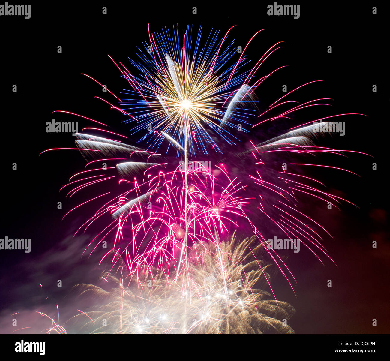 Fireworks on November 5th Guy Fawkes Night Stock Photo - Alamy
