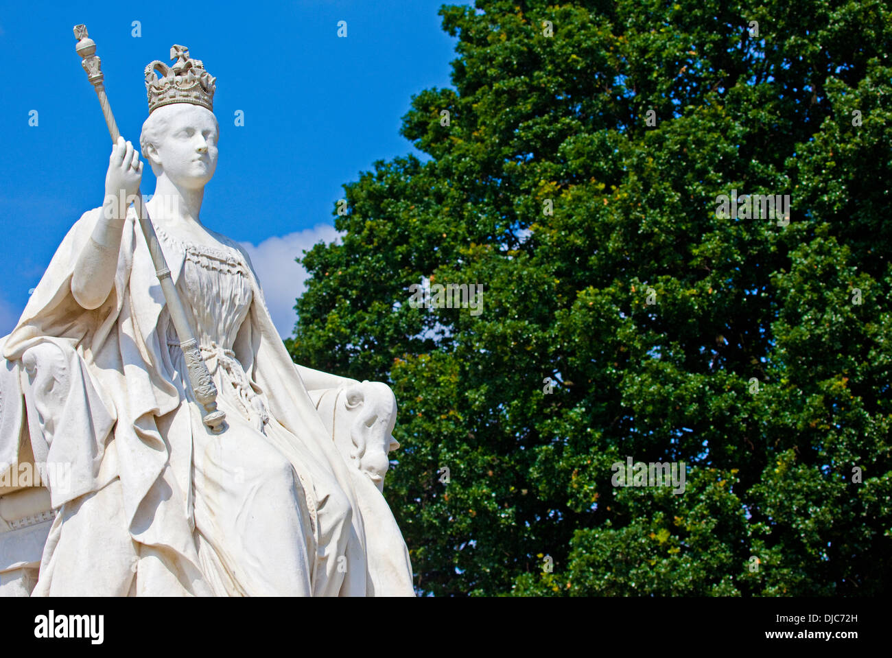 Impressive Statue High Resolution Stock Photography and Images - Alamy