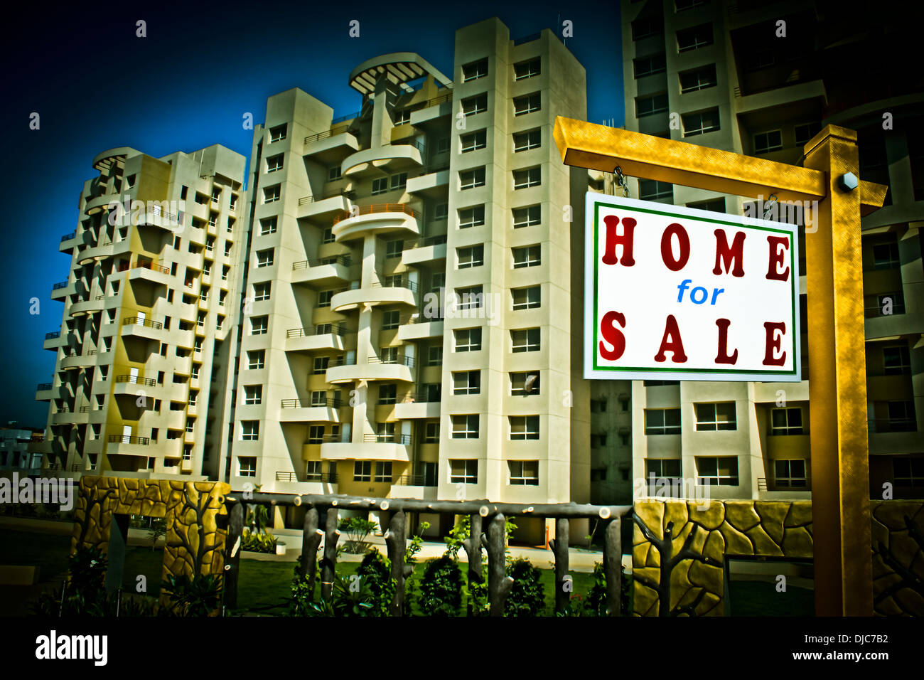 Home For Sale Signboard, Concept Stock Photo - Alamy